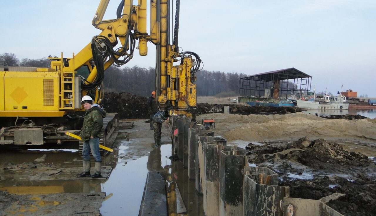 Sheet Pile Installation Techniques: The Complete Guide